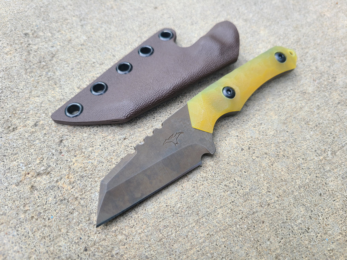 CRUWEAR Mid-Sized Wharnie (Amber - Slate) – Tactical Pterodactyl Knives