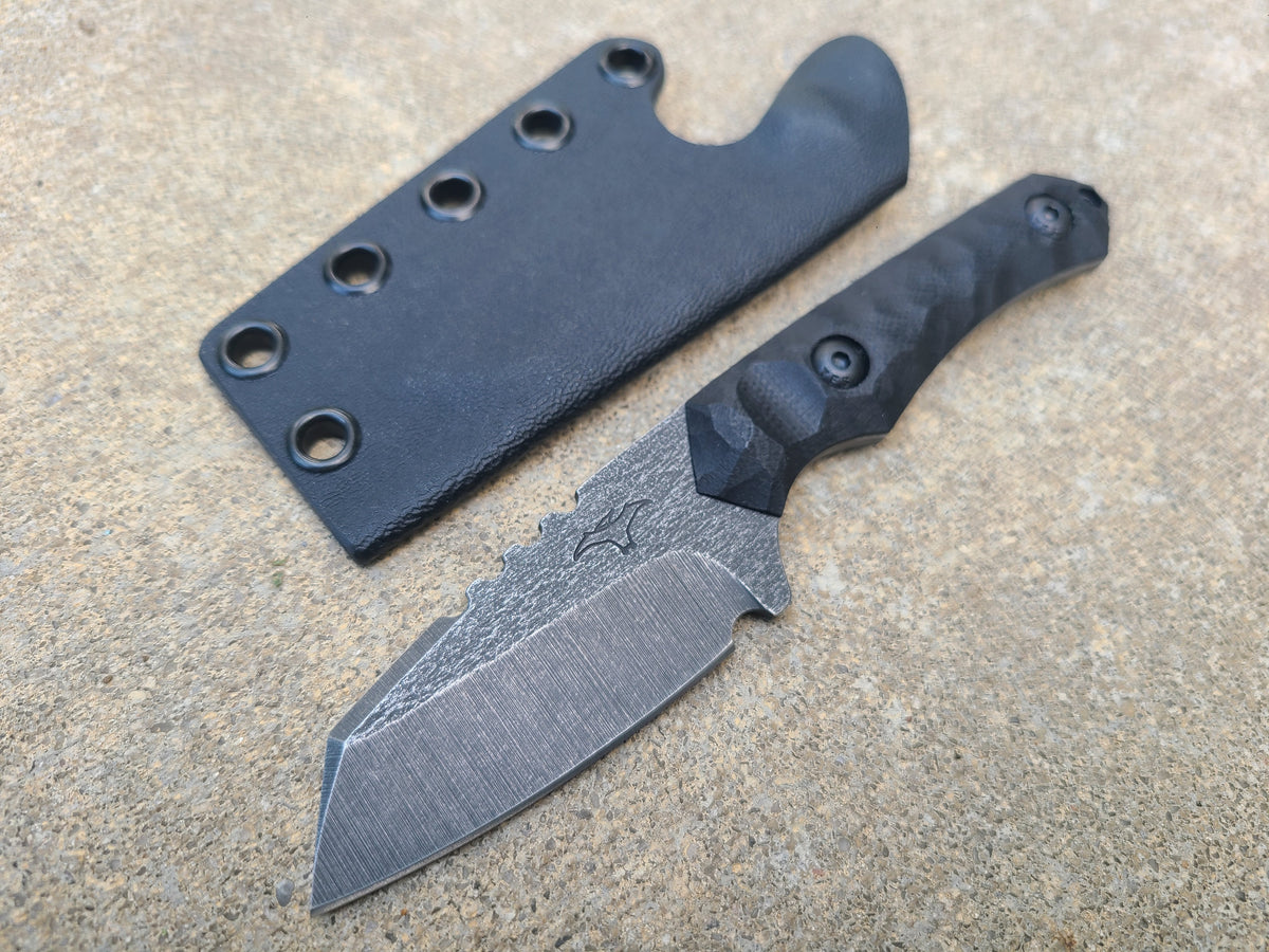 MagnaCut Mid-Sized Raptor (Black) – Tactical Pterodactyl Knives
