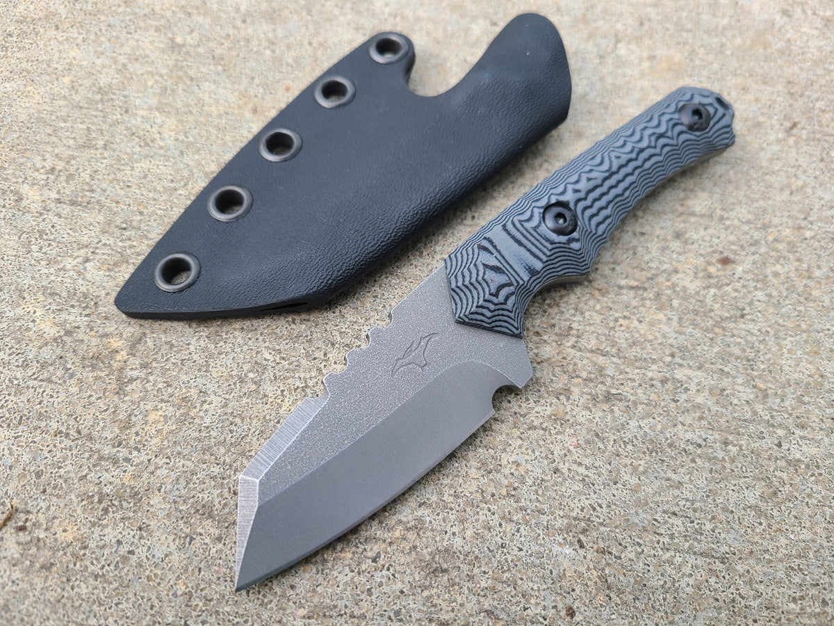 MagnaCut Mid-Sized Raptor (Gray/Black Layered) – Tactical Pterodactyl ...